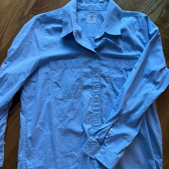 GAP | Tops | Gap Poplin Button Down | Poshmark